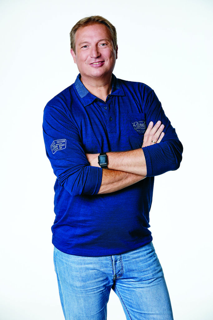 DJ Rob van Someren: Voor reanimatie is het ritme van Staying Alive ...