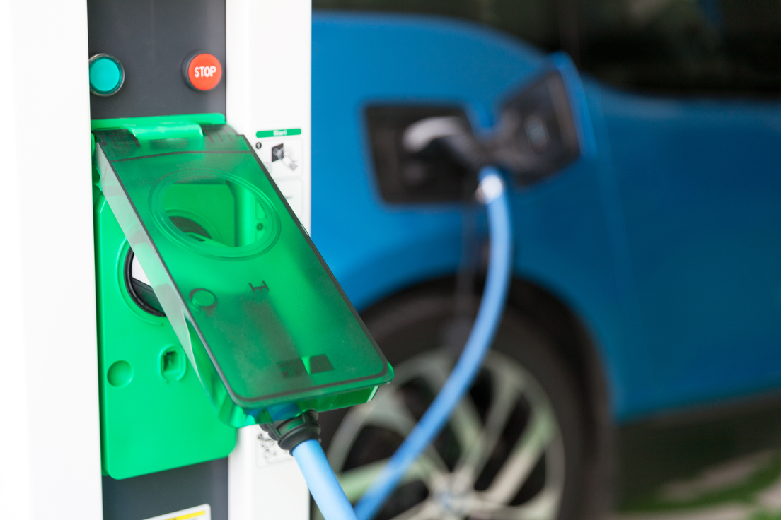 Cardiologen: magnetisch veld ev's waarschijnlijk ongevaarlijk voor ...